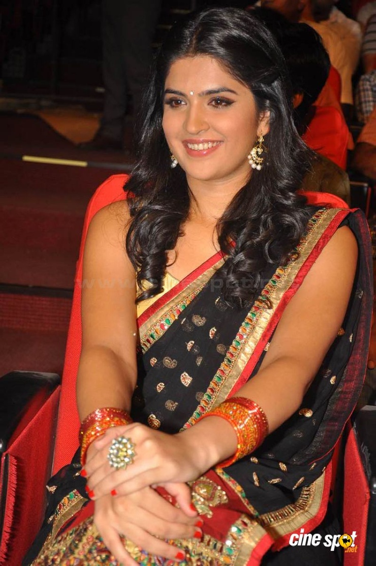 Picture of Deeksha Seth