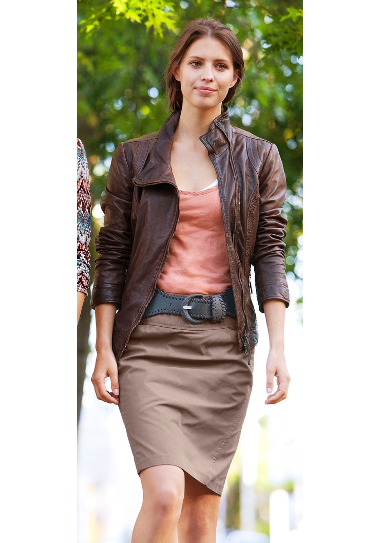 Picture of Lauren Marshall