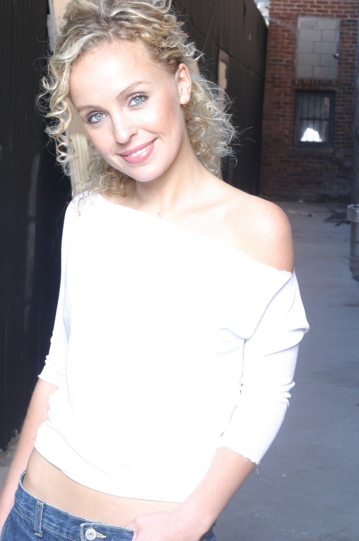 Julie R. ?lgaard image