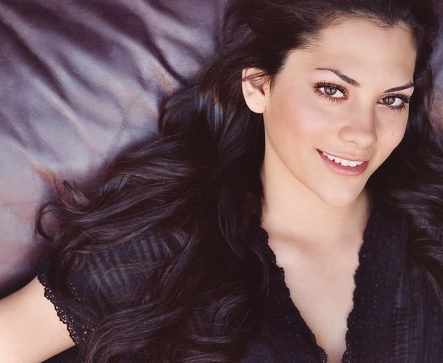Picture of Inbar Lavi
