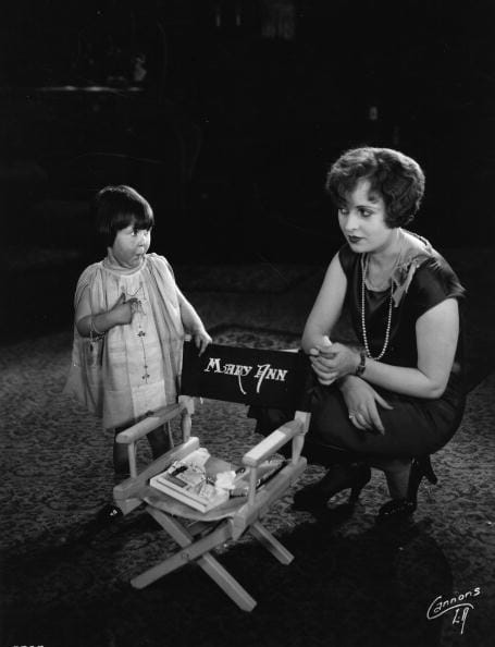 Mary Ann Jackson, Ruth Hiatt