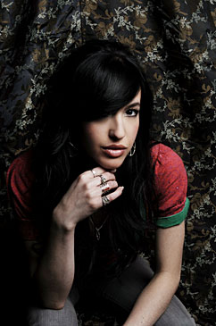 Kate Voegele image