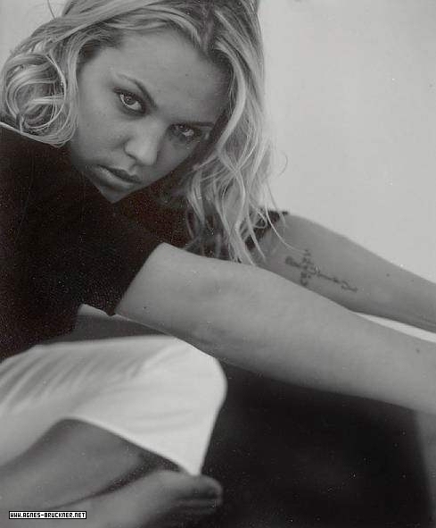 Agnes Bruckner image