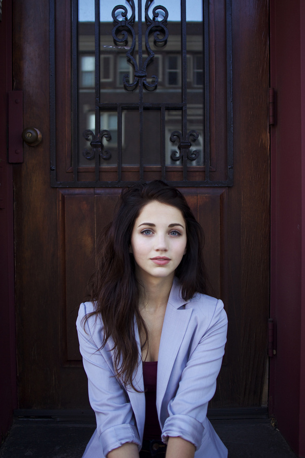 Picture of Emily Rudd