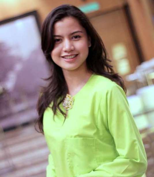 Picture of Lisa Surihani
