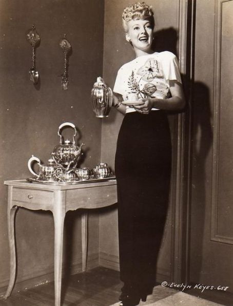 Picture of Evelyn Keyes