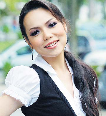 Picture of Farahdhiya