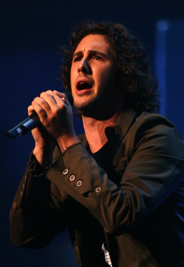 Picture of Josh Groban