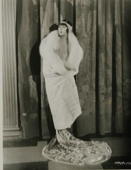 Picture of Mae Busch