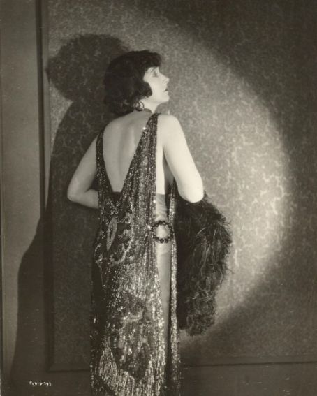 Mae Busch image