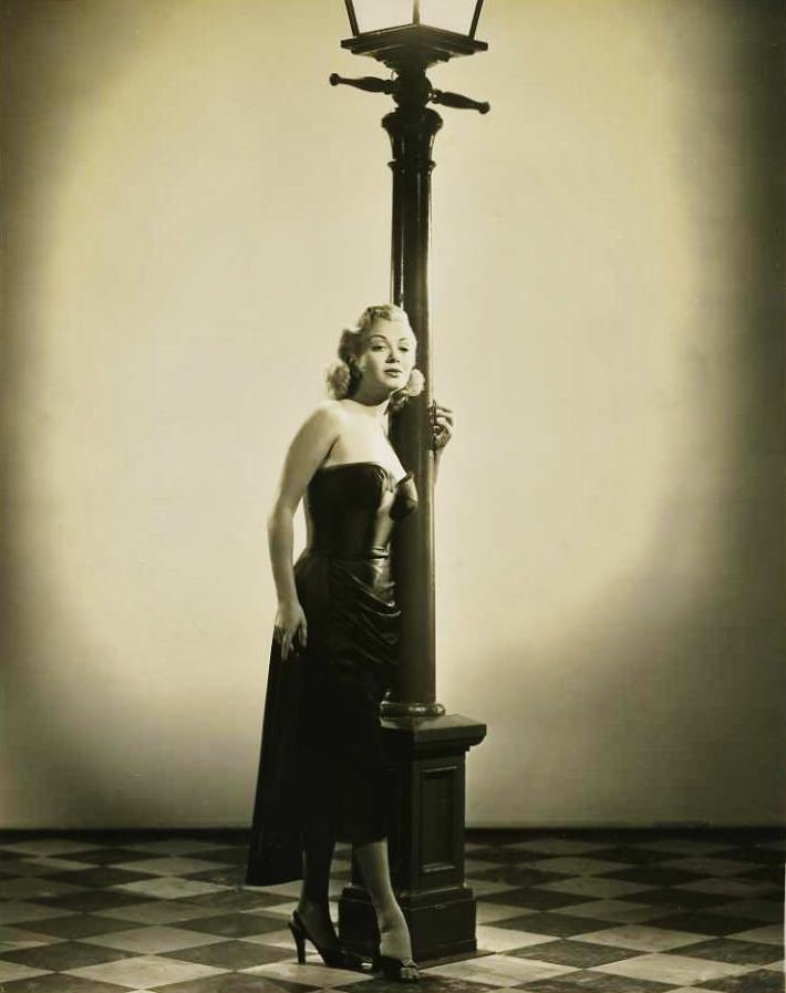 Monica Lewis image