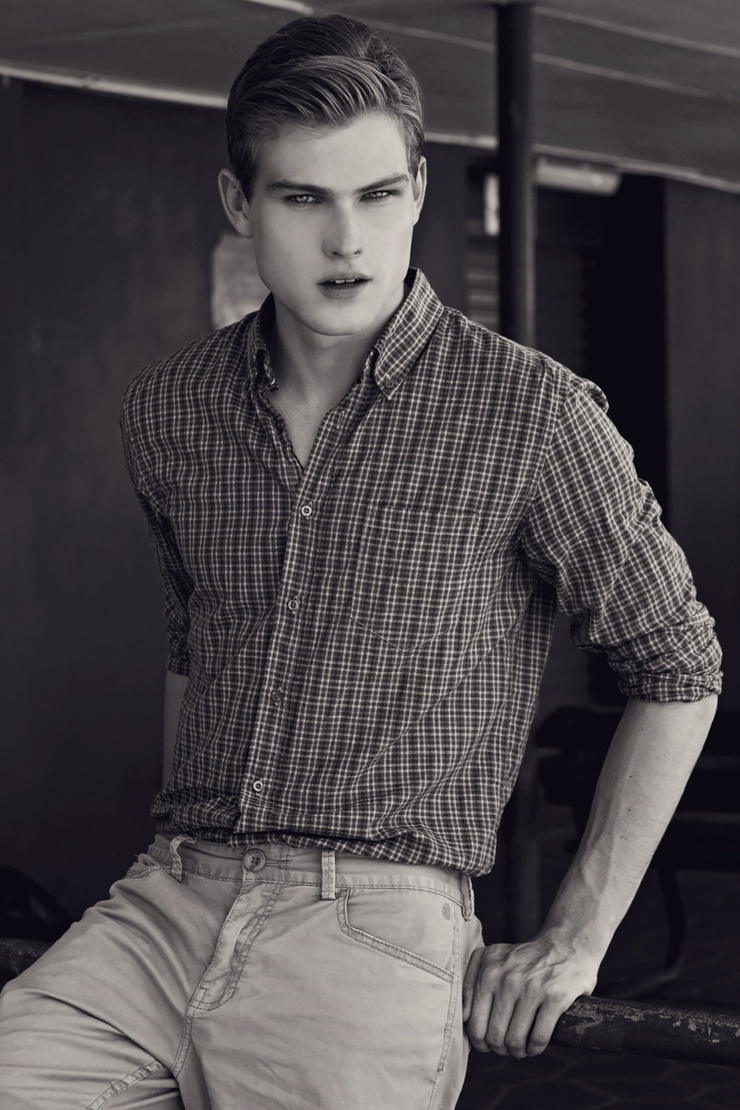 Cameron Day image