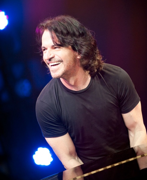 Yanni picture