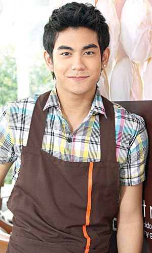 Picture of Sean Jindachot