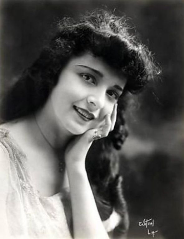 Picture of Colleen Moore