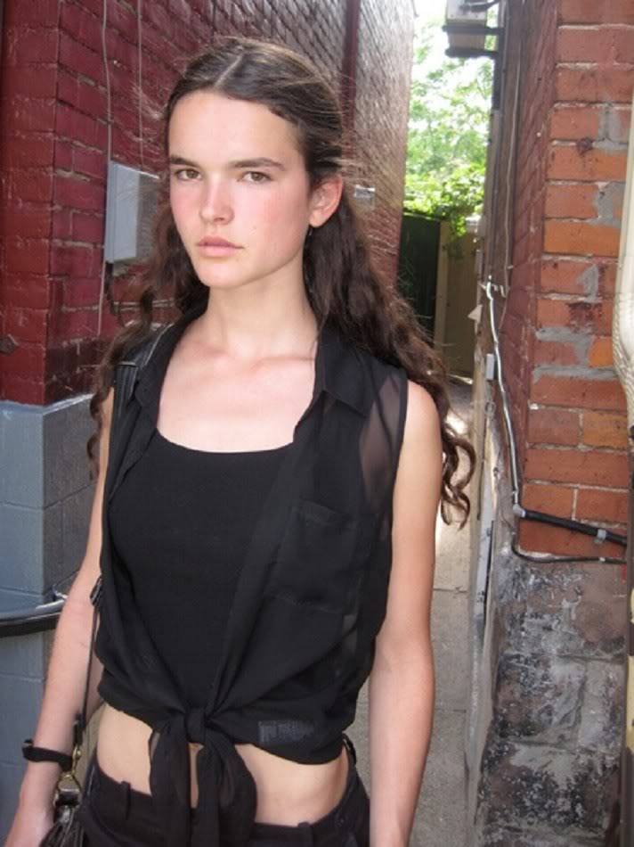 Picture of Zoe Colivas