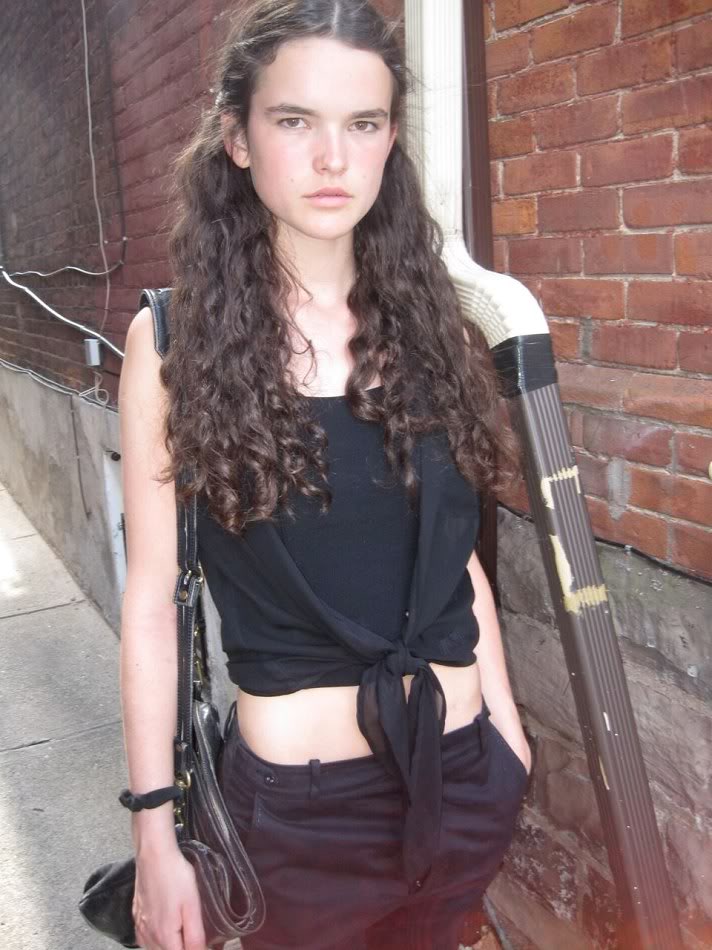 Picture of Zoe Colivas