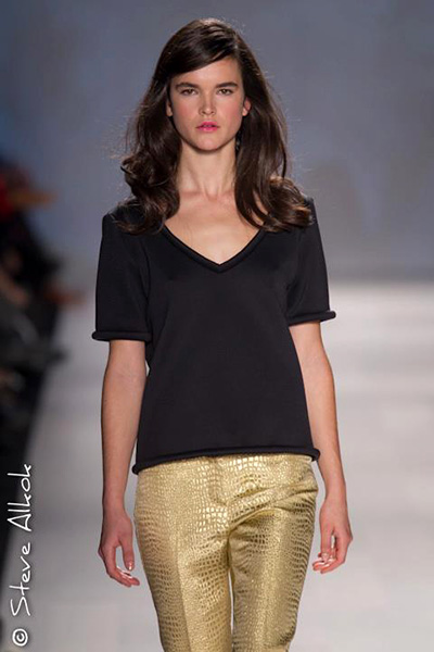 Image of Zoe Colivas