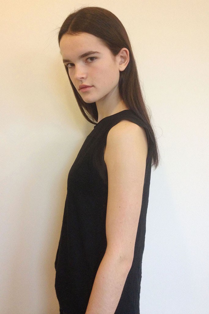 Zoe Colivas image