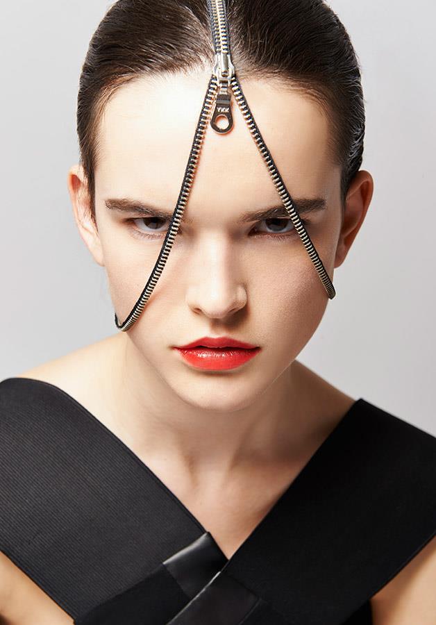 Image of Zoe Colivas