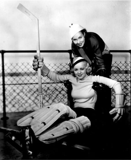 Lois Lindsey, Gloria Shea