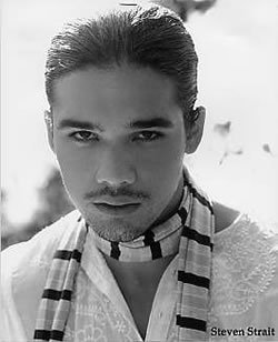 Picture of Steven Strait