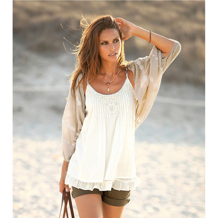 Camila Morais image