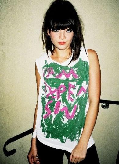 Daisy Lowe picture
