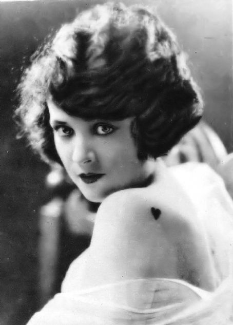 Jacqueline Logan picture