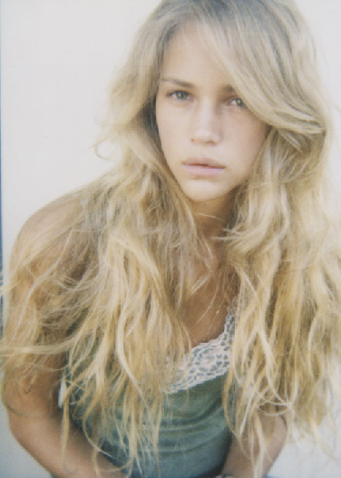 Image of Esti Ginzburg
