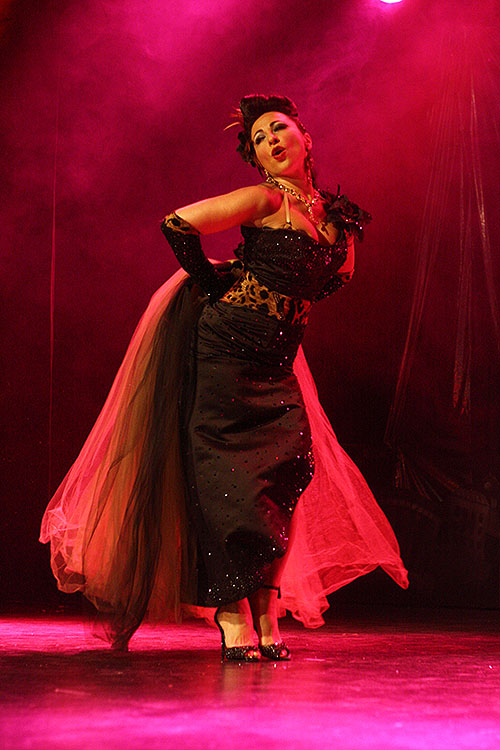 Picture of Angie Pontani