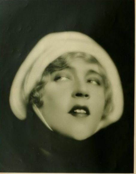 Image of Mae Murray
