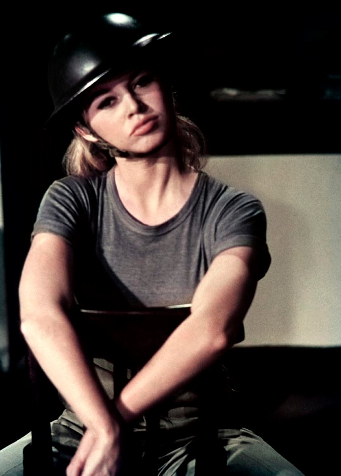 Image of Babette Goes to War (1959)