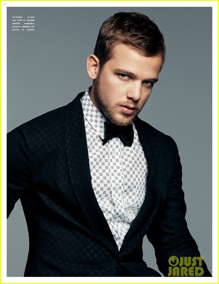 Max Thieriot image