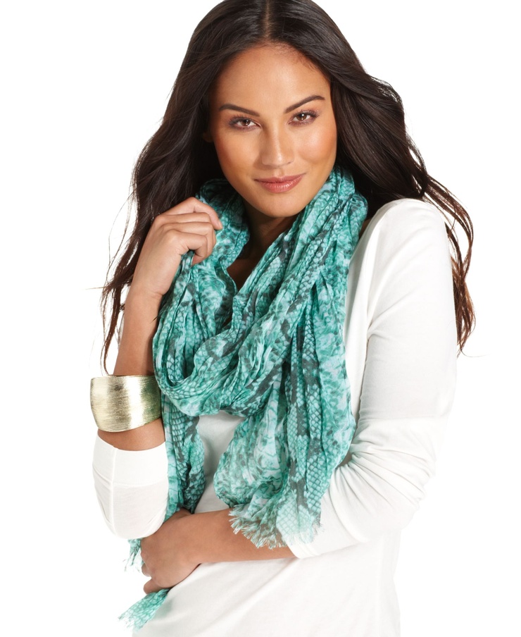 Picture of Rachelle Goulding