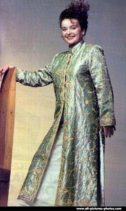 Image of Julia Sawalha