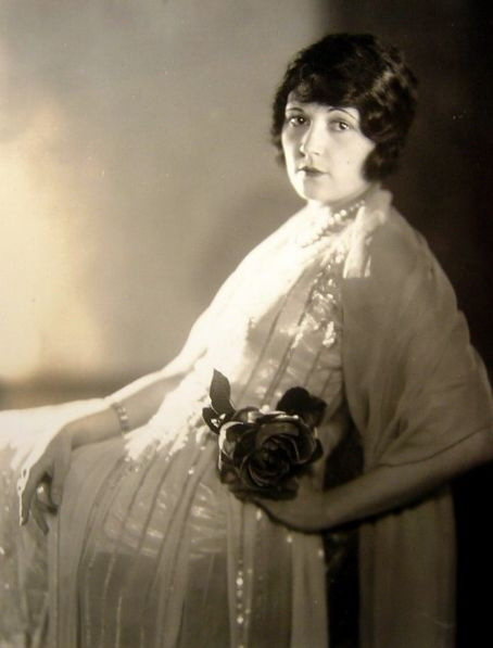 Picture of Dorothy Devore
