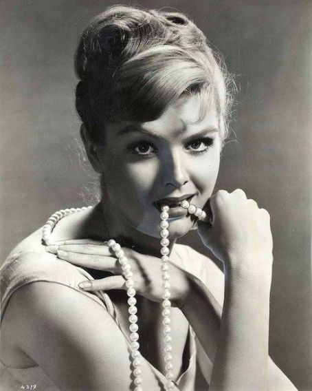 Patricia Blair image