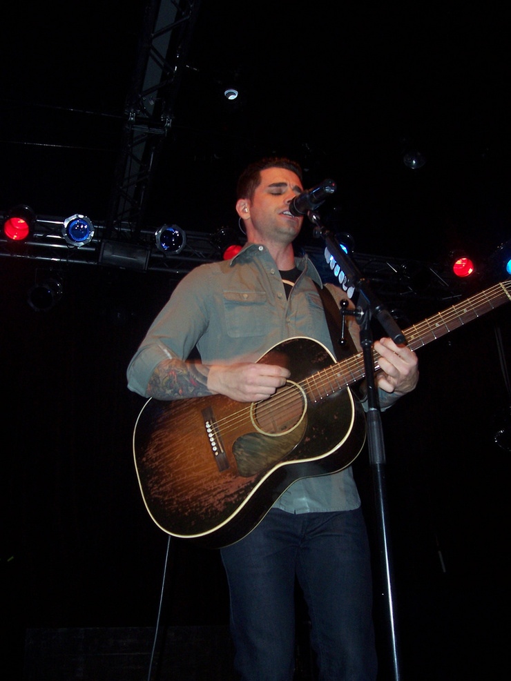 Picture of Christopher Carrabba