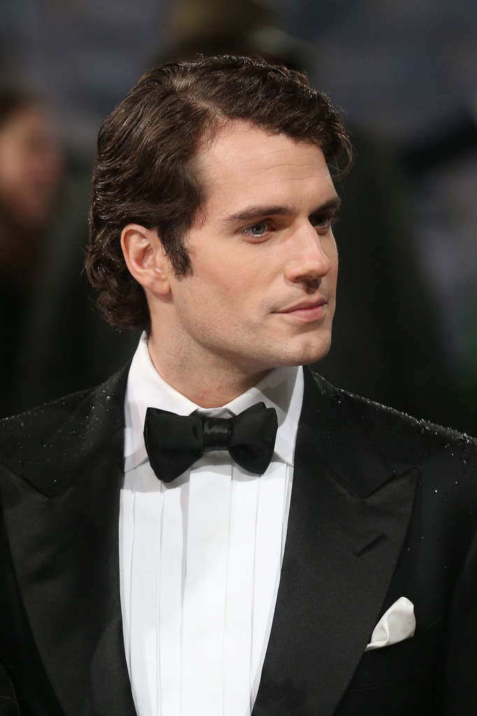 Henry Cavill image