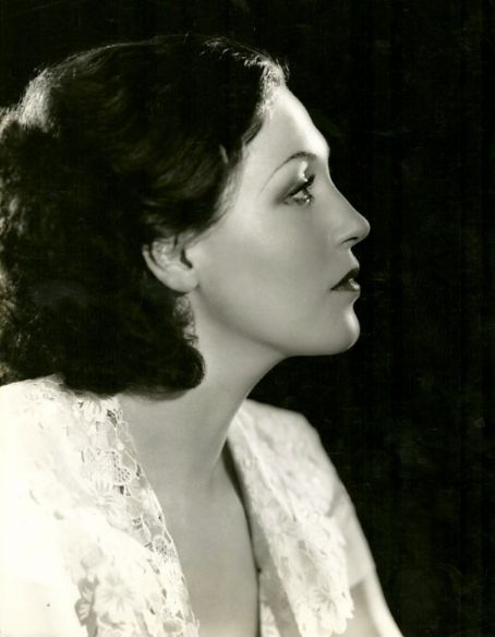 Picture of Wini Shaw