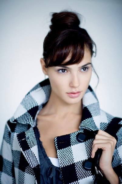 BvS - Gal Gadot IS Wonder Woman! - Part 2 | Page 3 | The SuperHeroHype ...