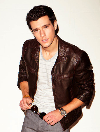 Picture of Drew Roy