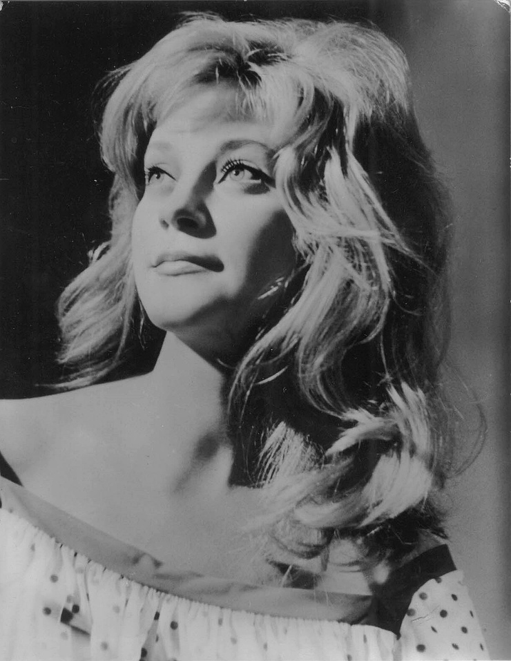 Picture of Ana Szeles