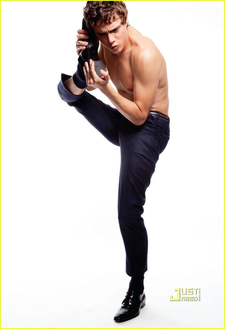 Picture of Douglas Smith