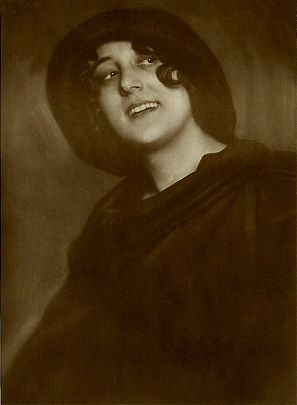 Picture of Ressel Orla