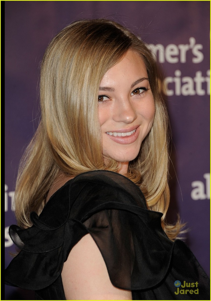 Picture of Allie Gonino