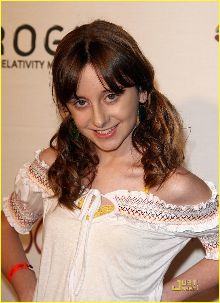 Image of Allisyn Ashley Arm