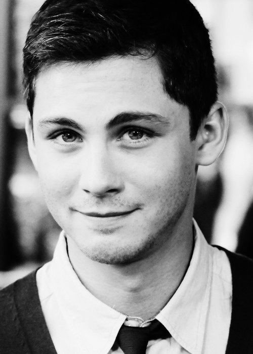 Picture of Logan Lerman