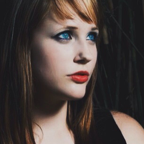 Picture of Nicole Elliott